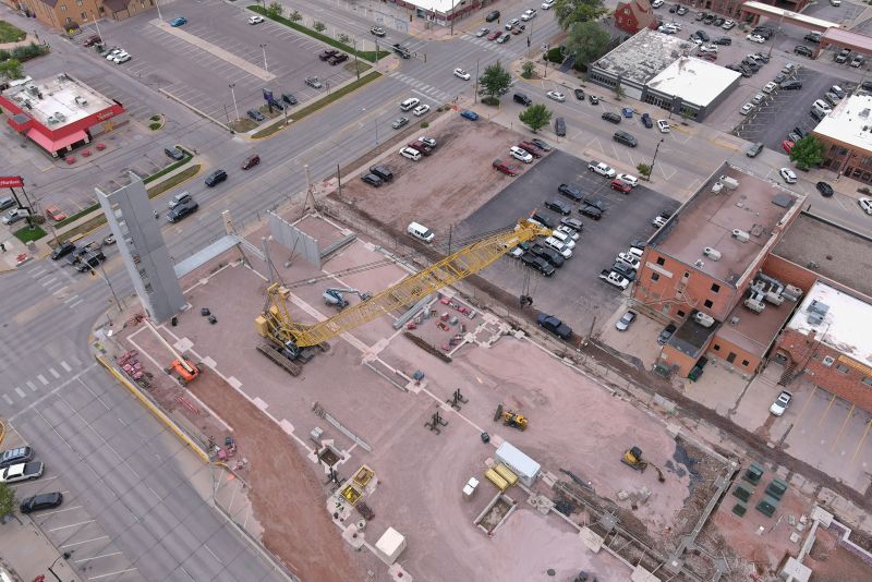 Block 5 goes vertical as Lloyd Construction team prepares site for ...
